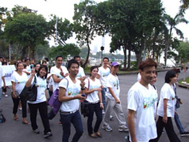 เดินการกุศลเพื่อสุขภาพ ครั้งที่ ๑๐ เทอดพระเกียรติพระบาทสมเด็จพระ